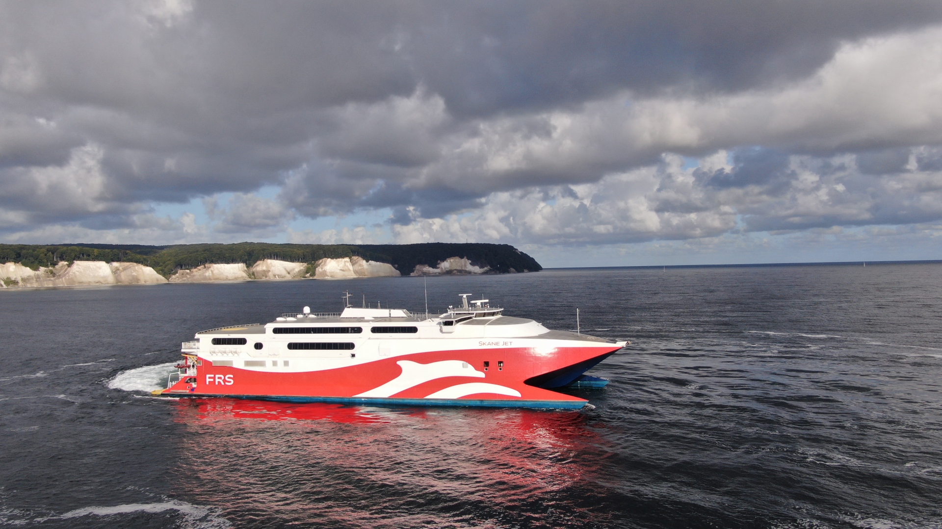 Auf der Königslinie mit Jet-Schwung von Sassnitz nach Ystad - MaDeRe