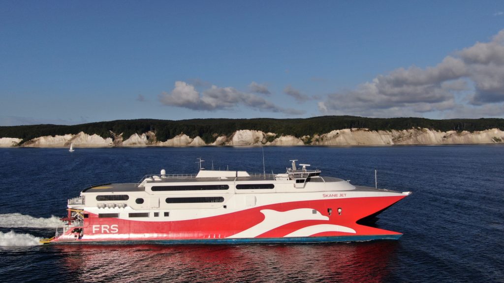 Auf der Königslinie mit Jet-Schwung von Sassnitz nach Ystad - MaDeRe